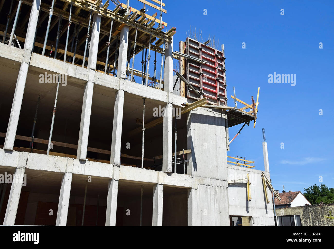 Construction of a new building Stock Photo - Alamy