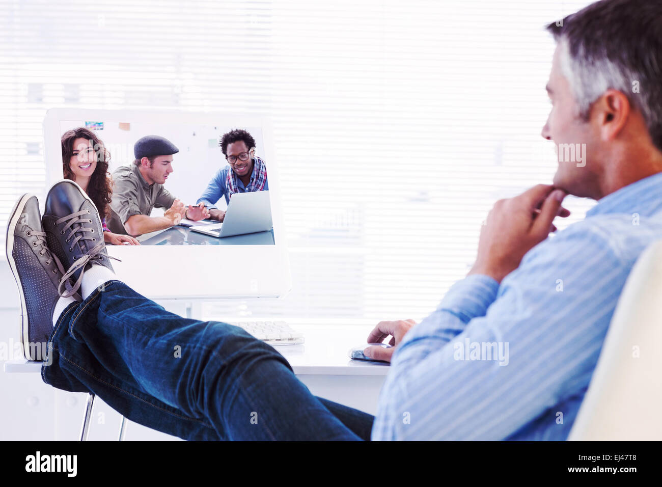 Feet on desk hi-res stock photography and images - Alamy