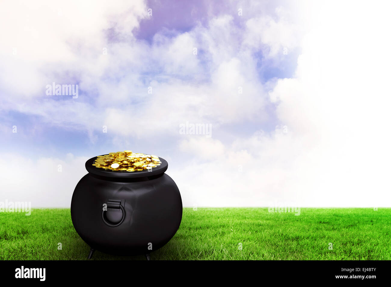 Pot of gold hi-res stock photography and images - Alamy