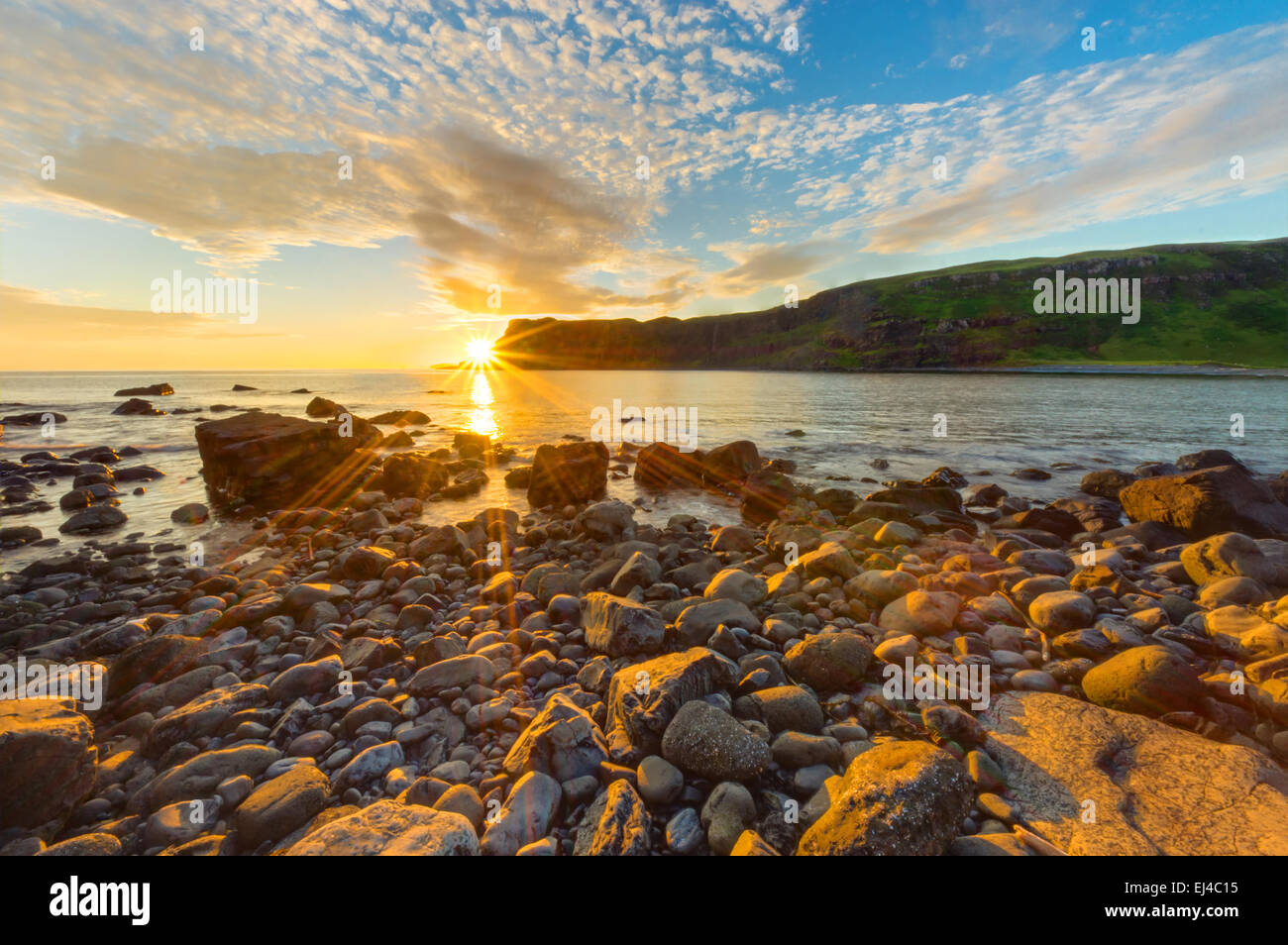 A beautiful sunset on the Isle of Skye in Scotland Stock Photo - Alamy