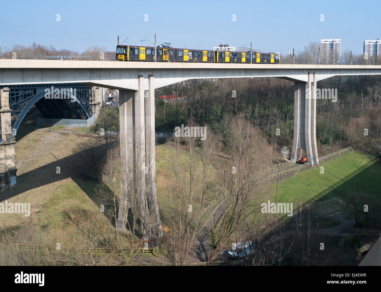 Ouseburn viaduct hi-res stock photography and images - Alamy