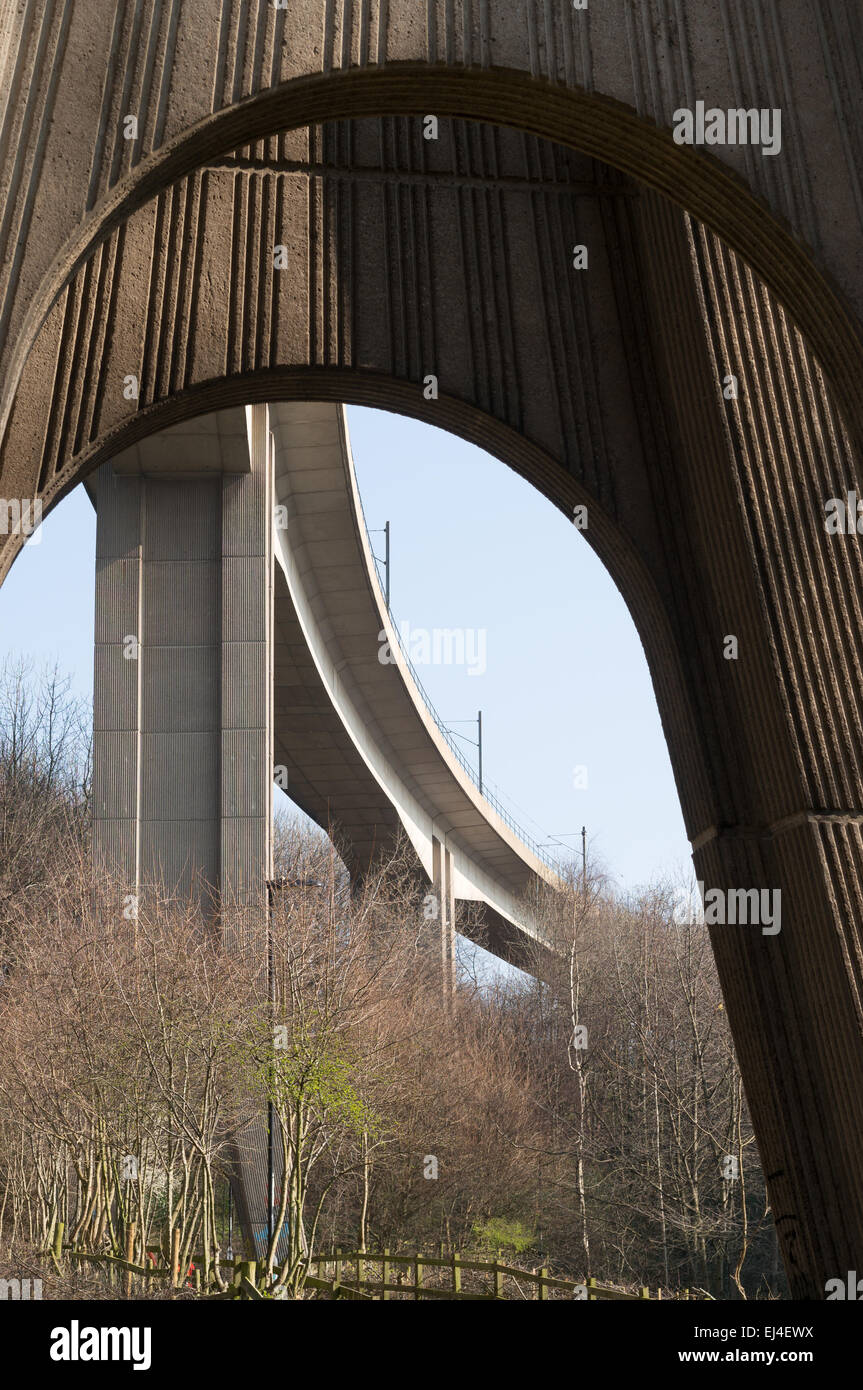 Newcastle upon tyne metro system hi-res stock photography and images ...
