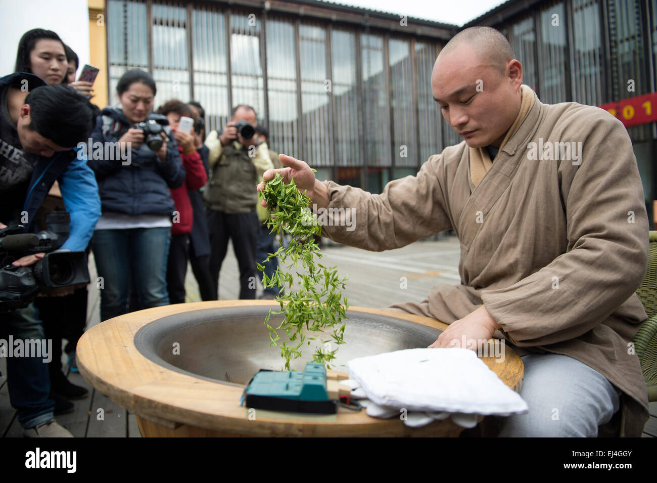 Monks drinking tea hi-res stock photography and images - Alamy