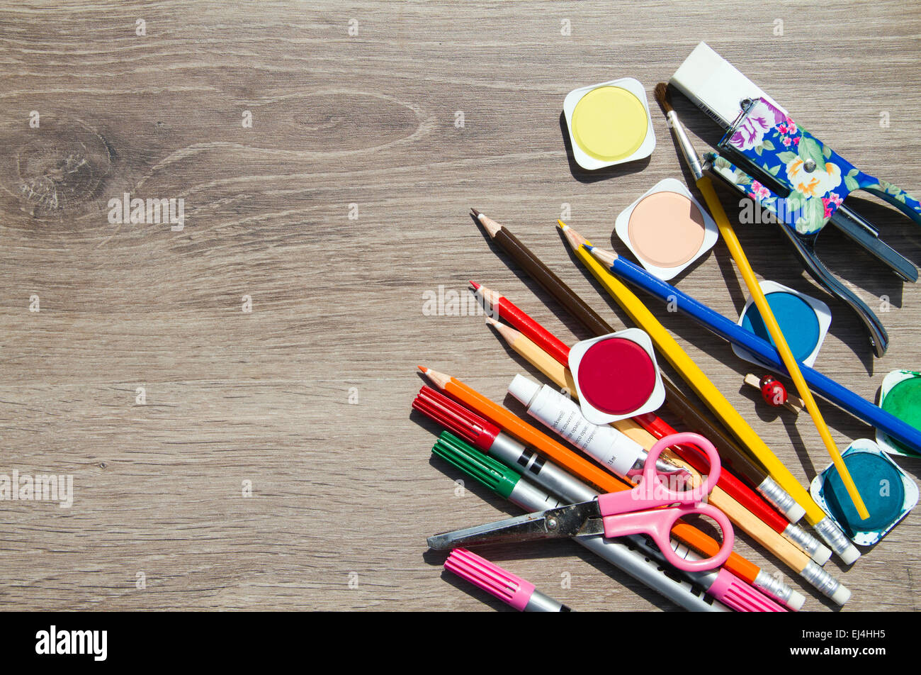 Objects on the desk hi-res stock photography and images - Alamy