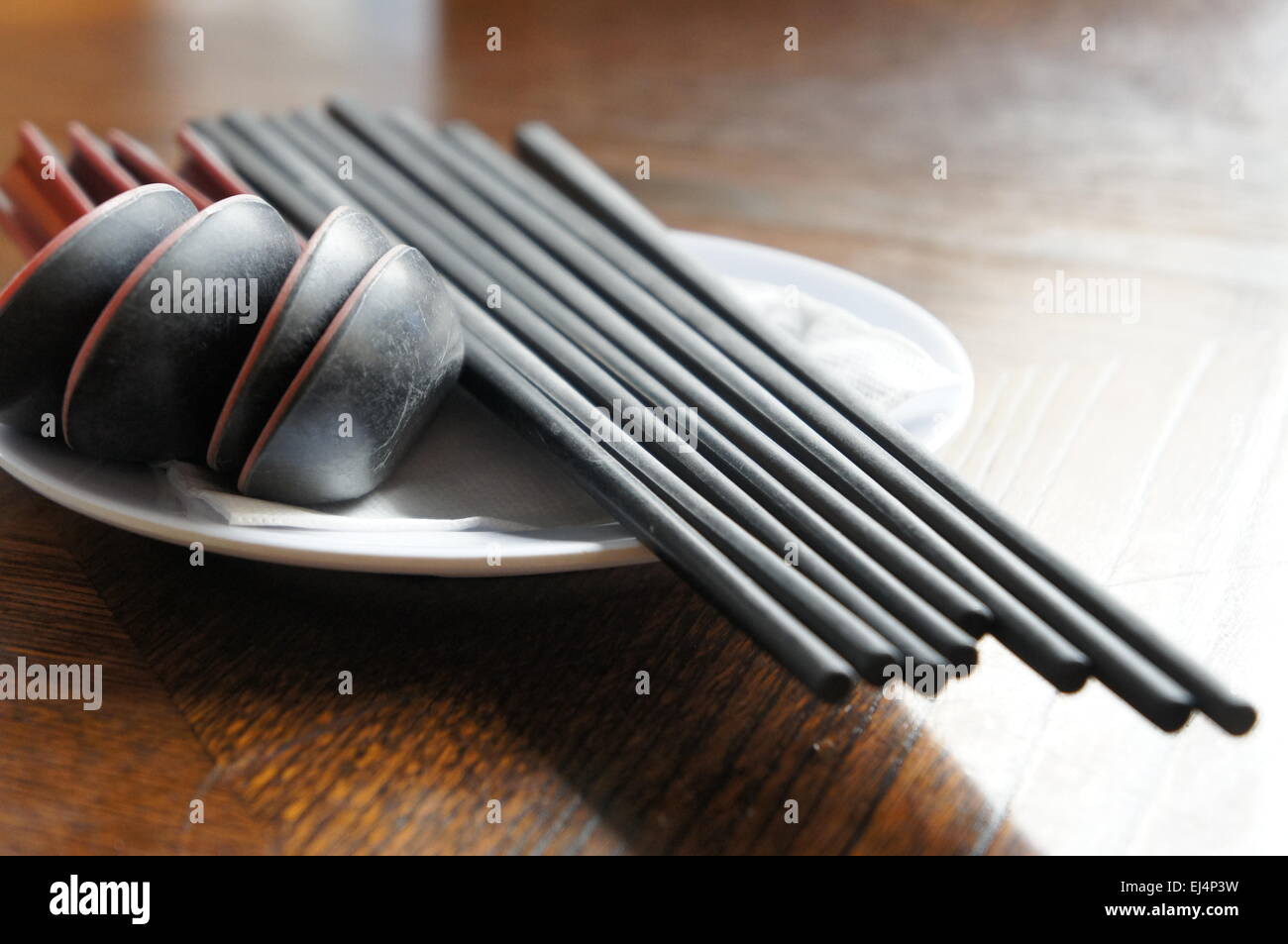 Spoon and chopsticks hi-res stock photography and images - Alamy