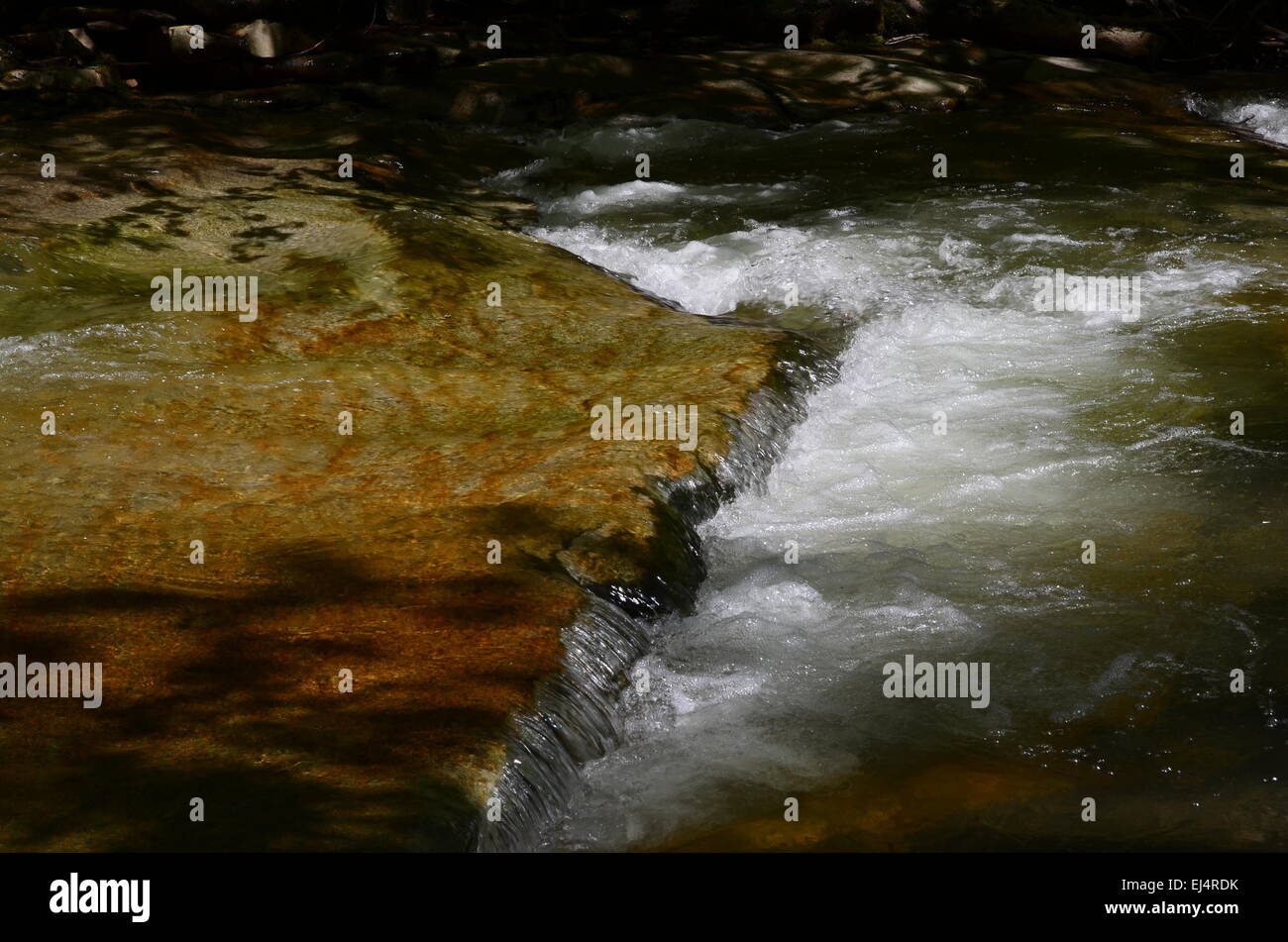 Smooth flowing water over hi-res stock photography and images - Alamy