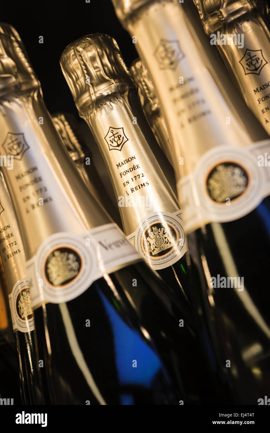 French wine label hi-res stock photography and images - Alamy