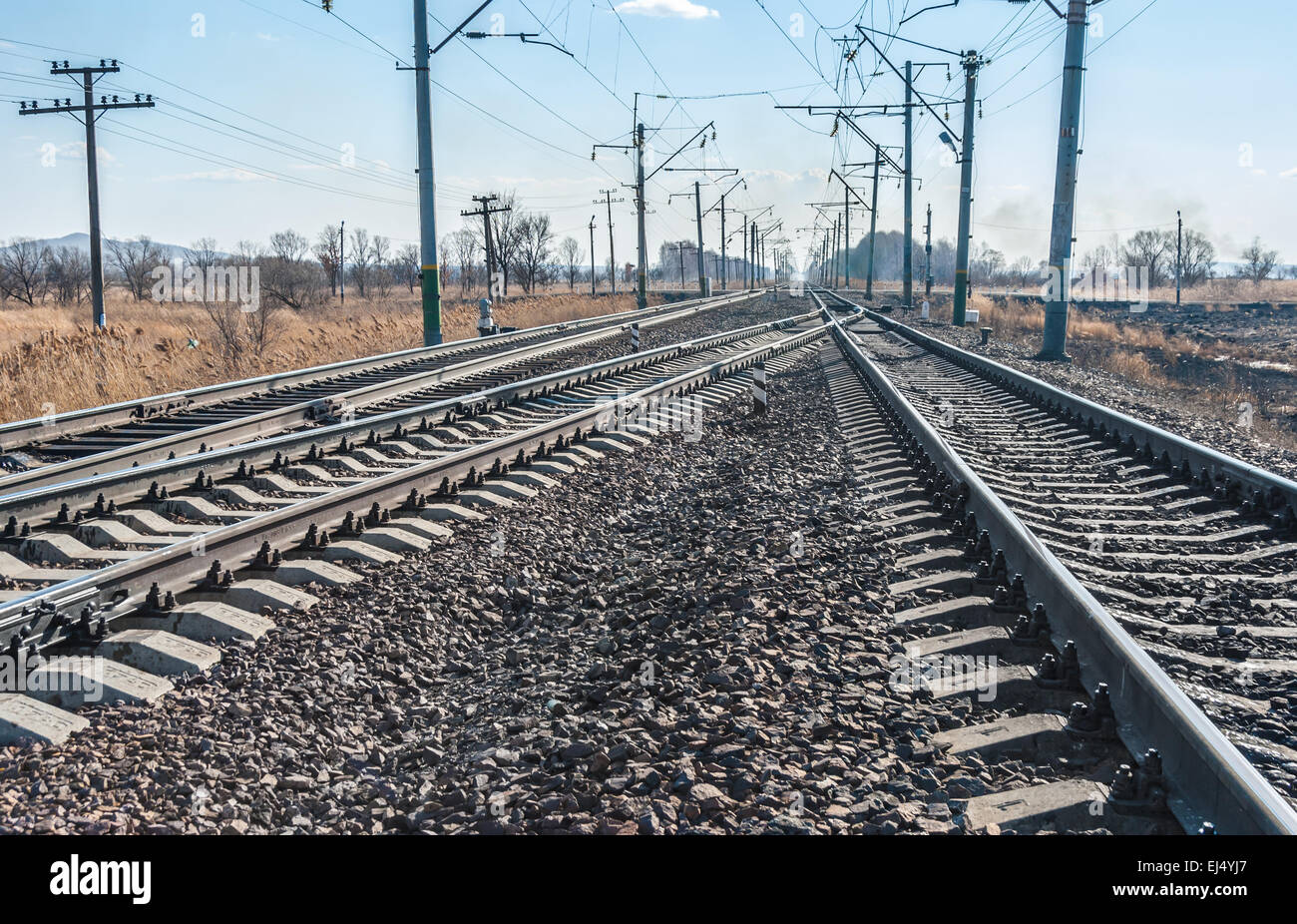 Railroad track switch and horizon hi-res stock photography and images ...