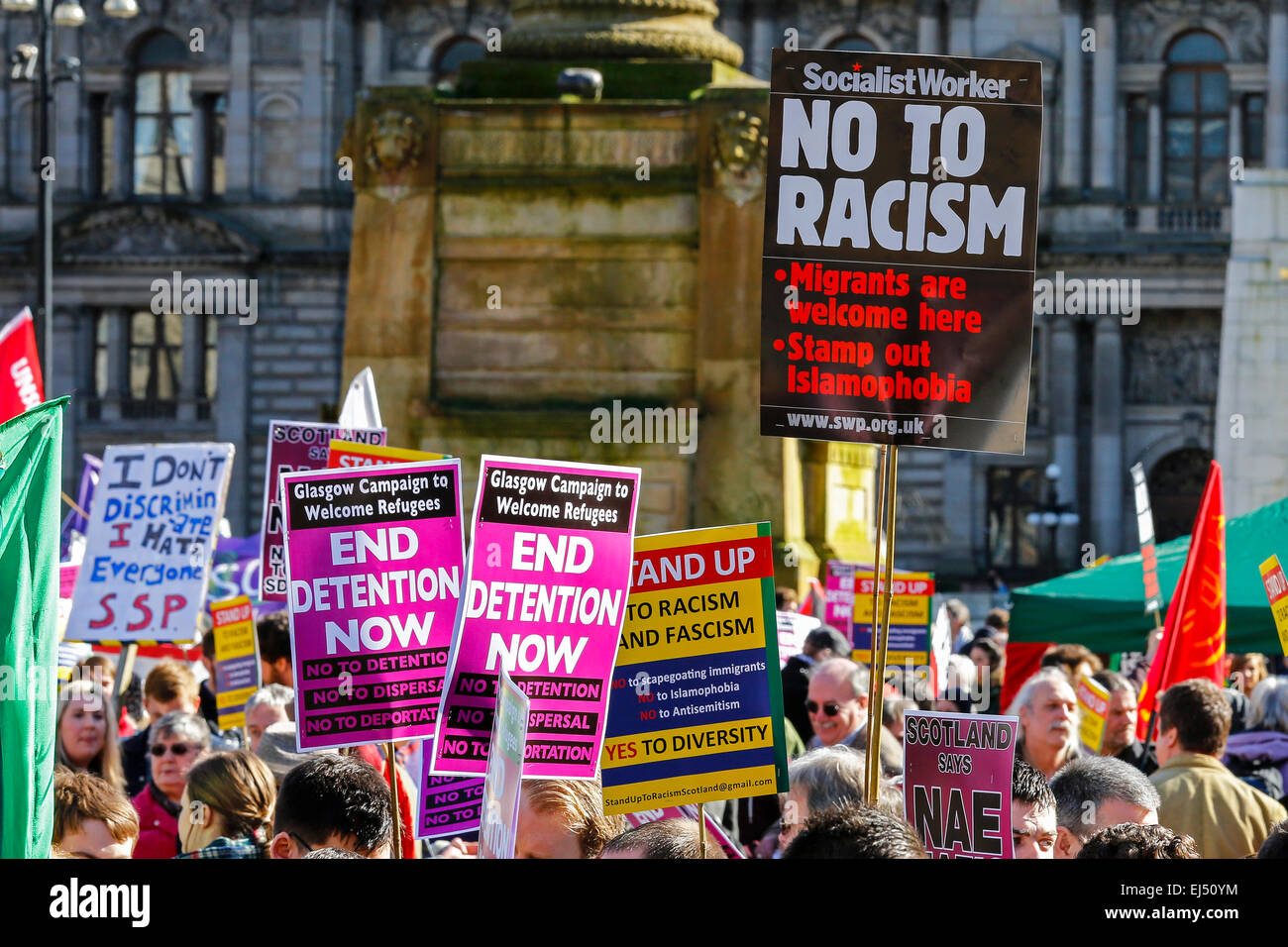 United nations human rights flag hi-res stock photography and images ...