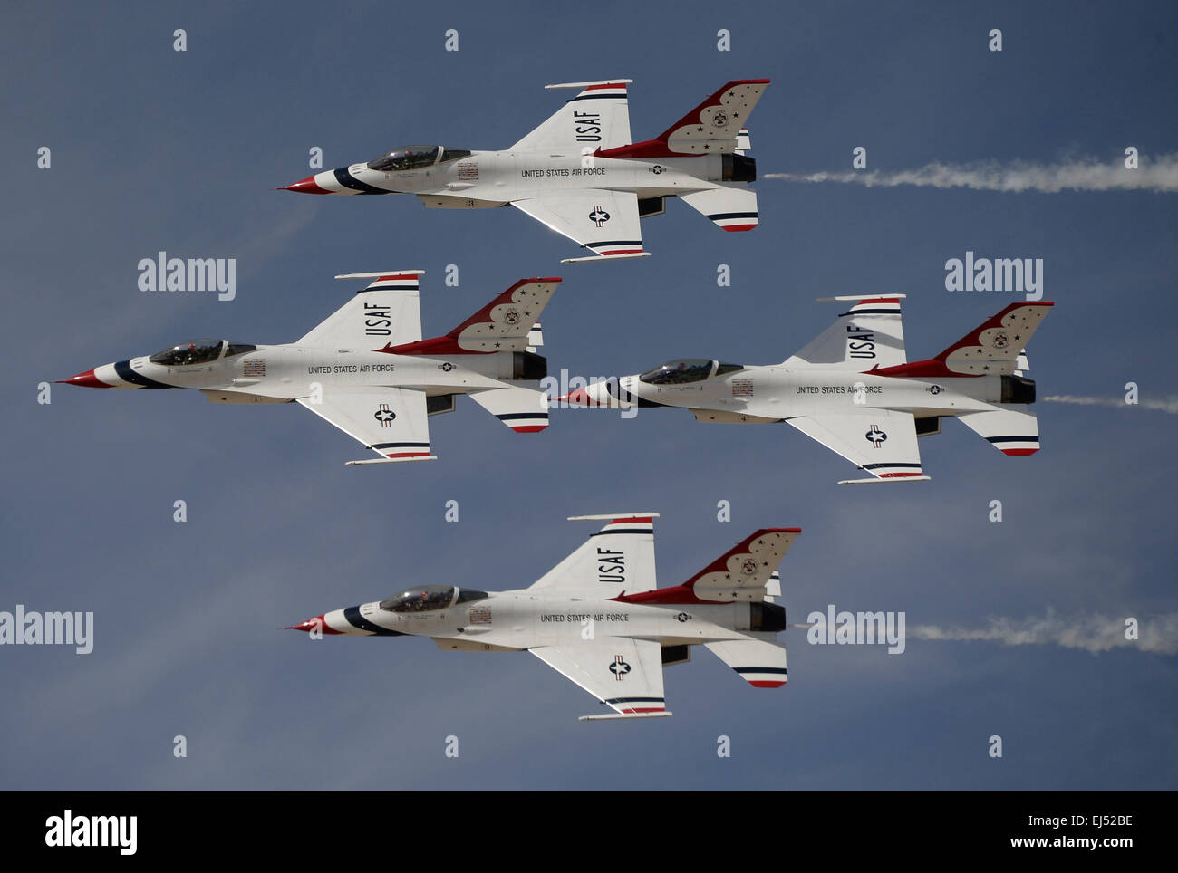 The USAF Thunderbirds perform a dress rehearsal for media day for this ...