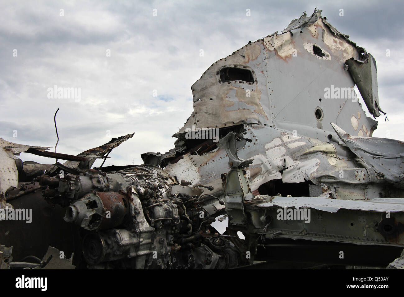 Crashed military vehicle hi-res stock photography and images - Alamy