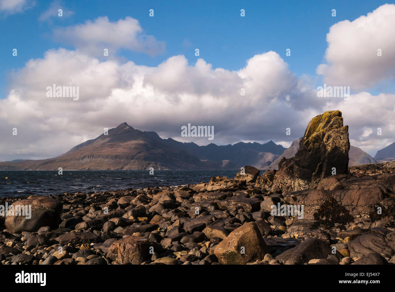 Black cullins mountains hi-res stock photography and images - Alamy