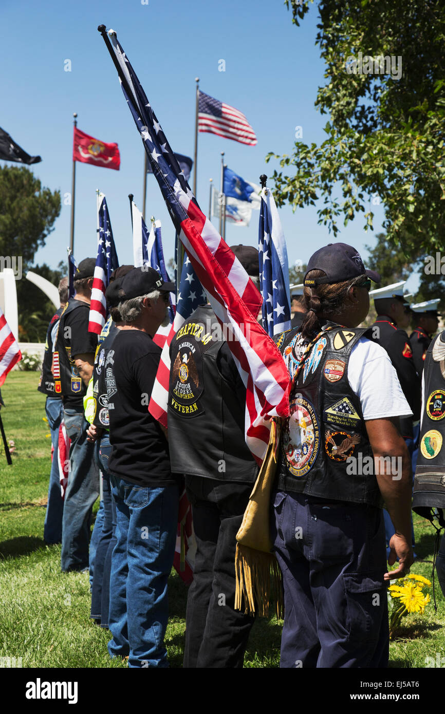 Patriot Guard Motorcyclists honor fallen US Soldier, PFC Zach Suarez ...