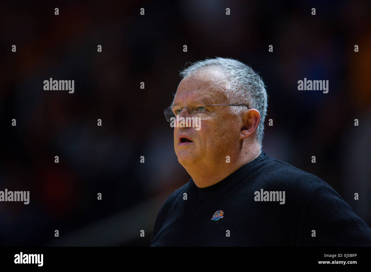 March 21, 2015: head coach Jim Foster of the Chattanooga Lady Mocs ...