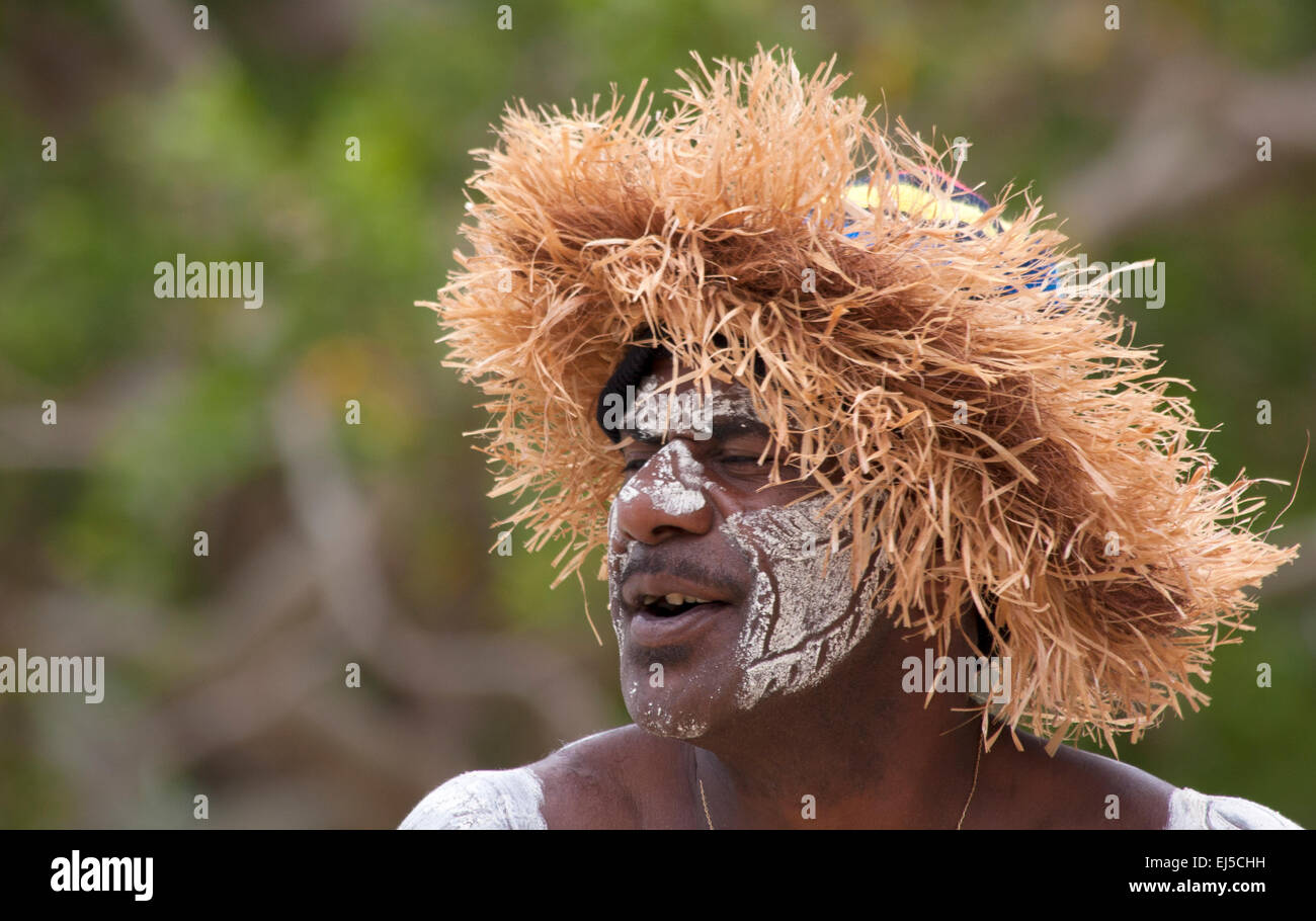 Kanak male dancer hi-res stock photography and images - Alamy
