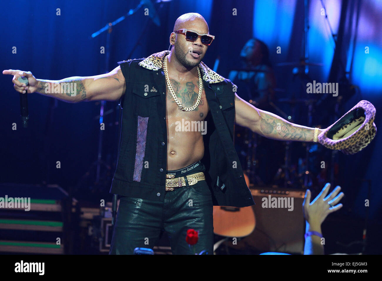 Flo Rida performs a private show at Hard Rock Live on his 35th birthday ...