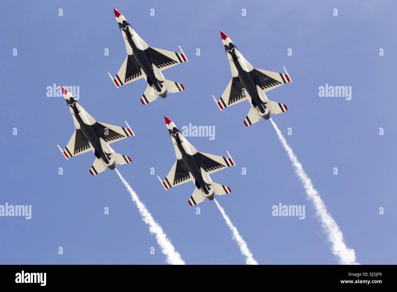 Los Angeles, California, USA. 21st Mar, 2015. F-16 Fighting Falcons of ...