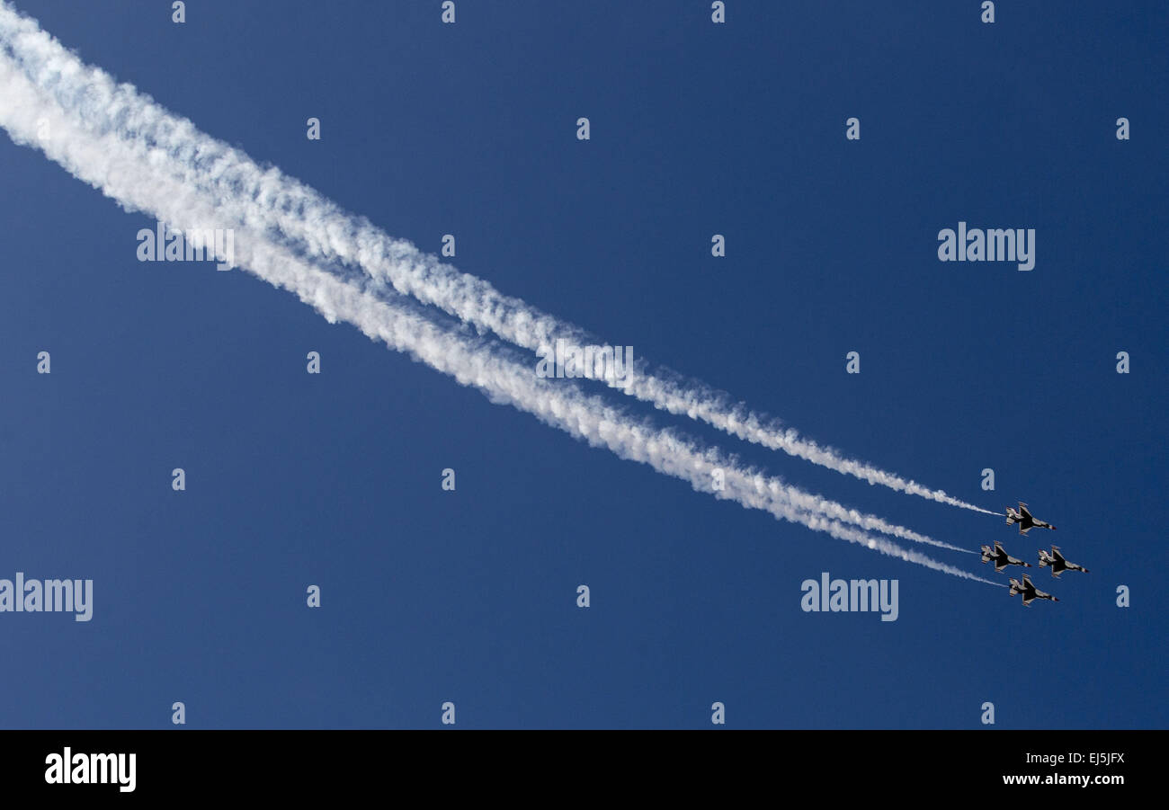 Los Angeles, California, USA. 21st Mar, 2015. F-16 Fighting Falcons of ...