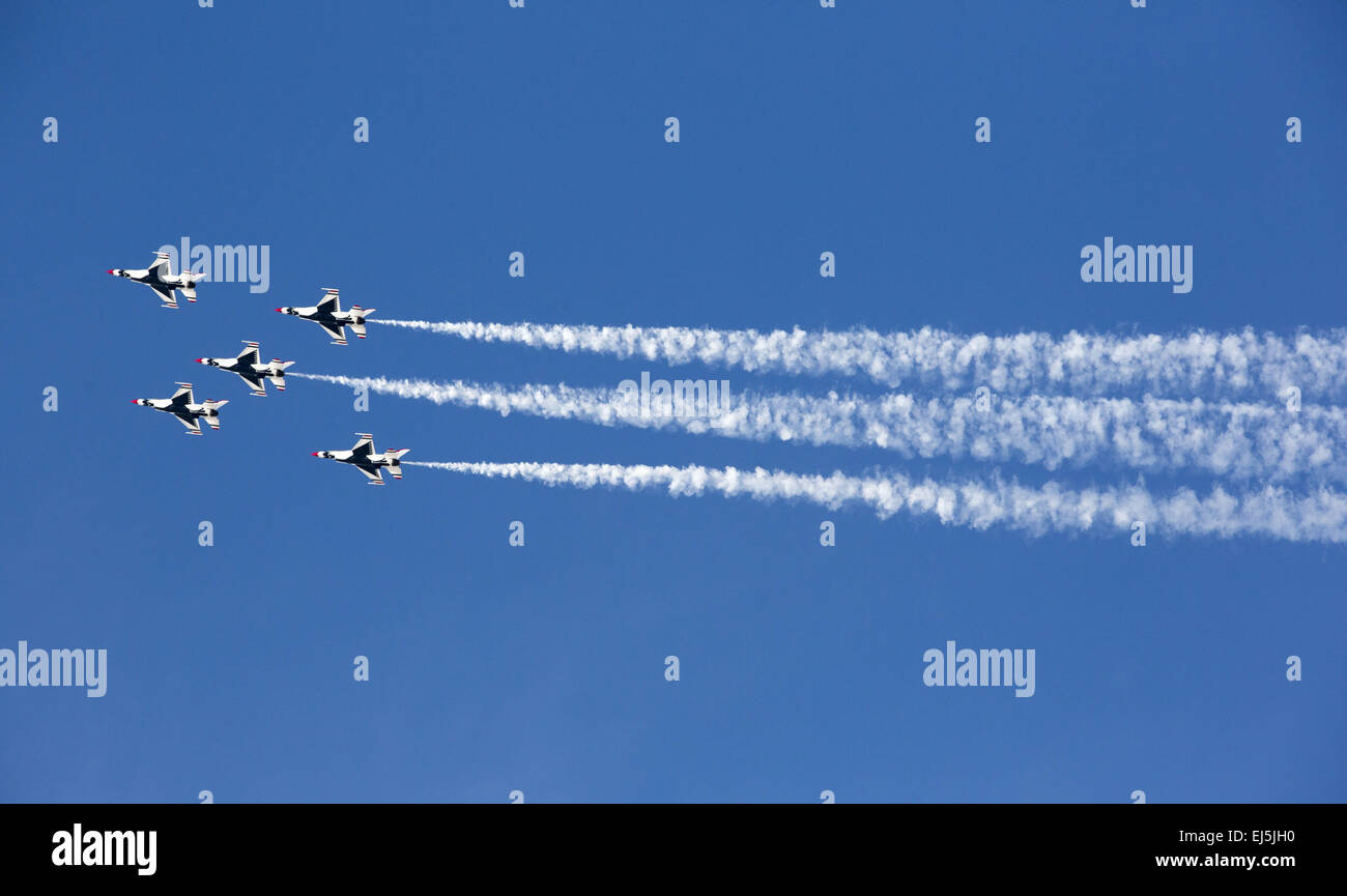 Los Angeles, California, USA. 21st Mar, 2015. F-16 Fighting Falcons of ...