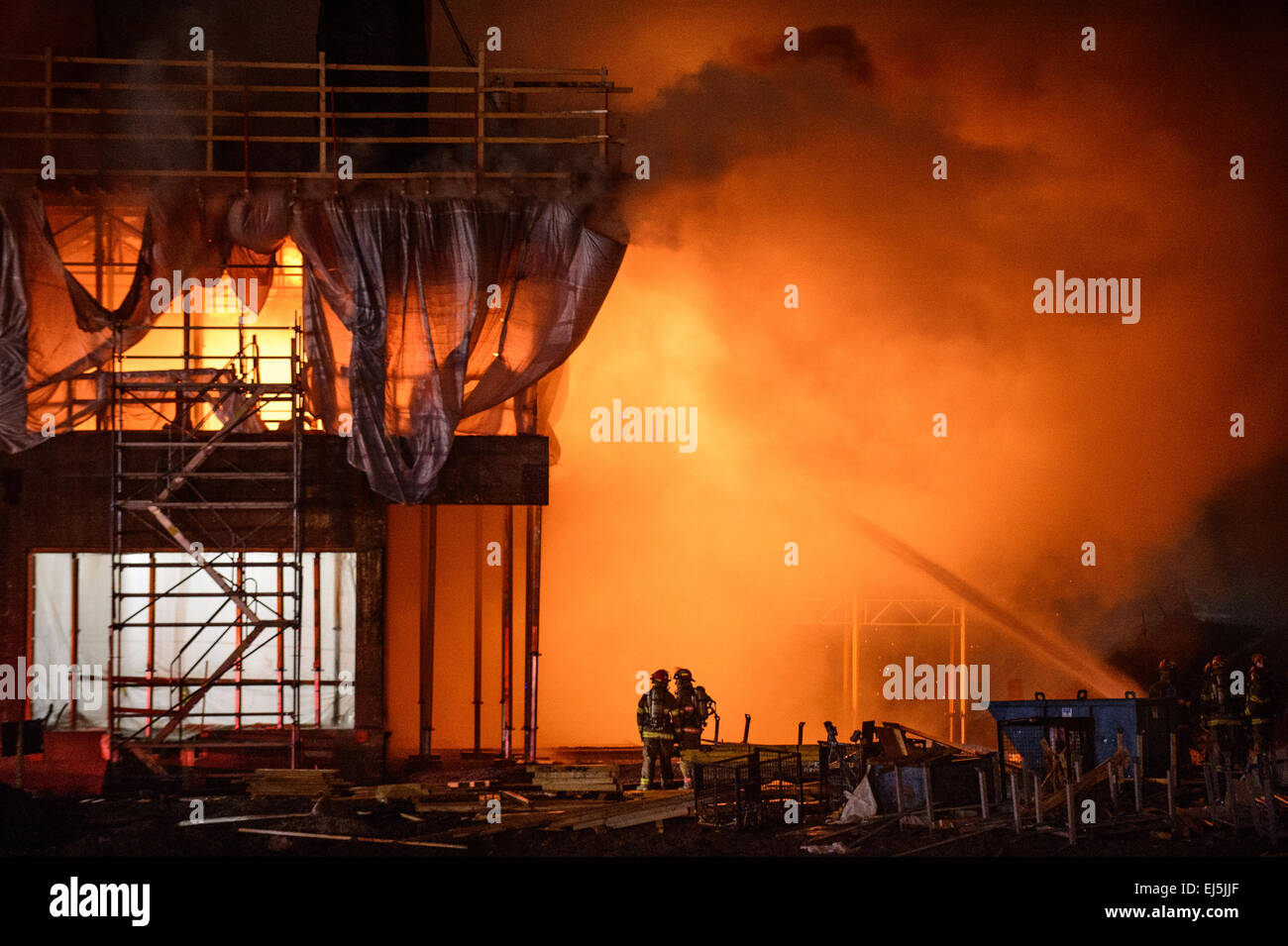 Brampton, CAN., 16 Mar 2015 - Brampton Fire Service were on the scene ...