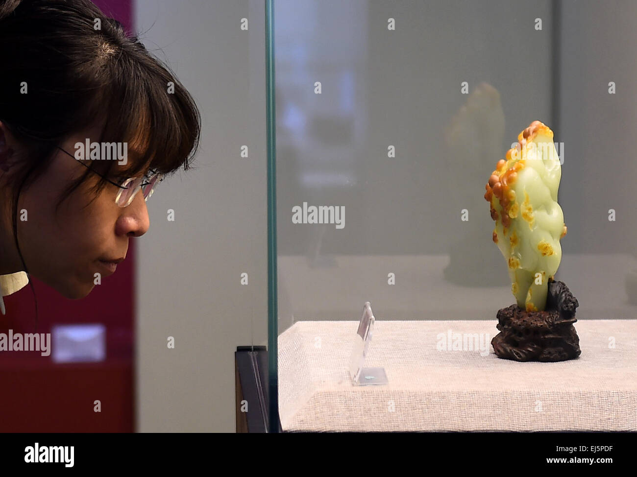 Jade gallery hi-res stock photography and images - Alamy