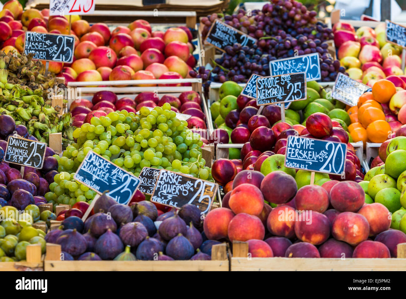 Grocery in copenhagen hi-res stock photography and images - Alamy