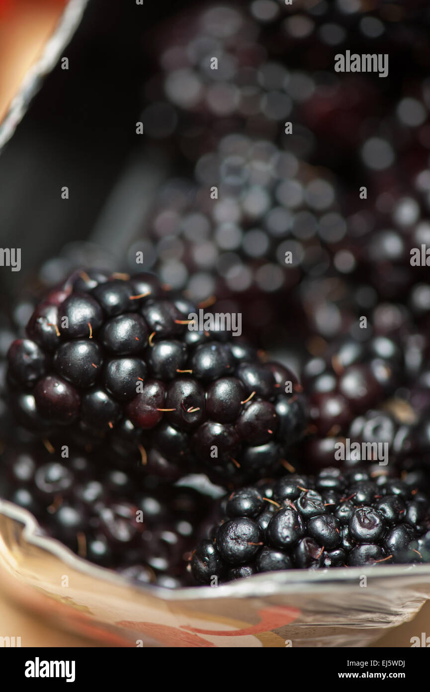 Fresh ripe blackberries Stock Photo - Alamy