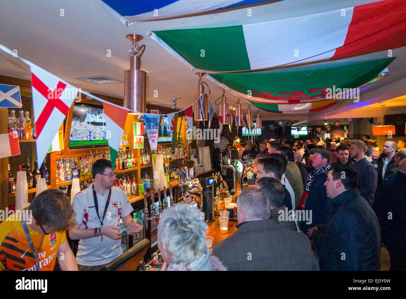 Rugby fan crowd / fans at crowded busy bar - The George pub / public ...