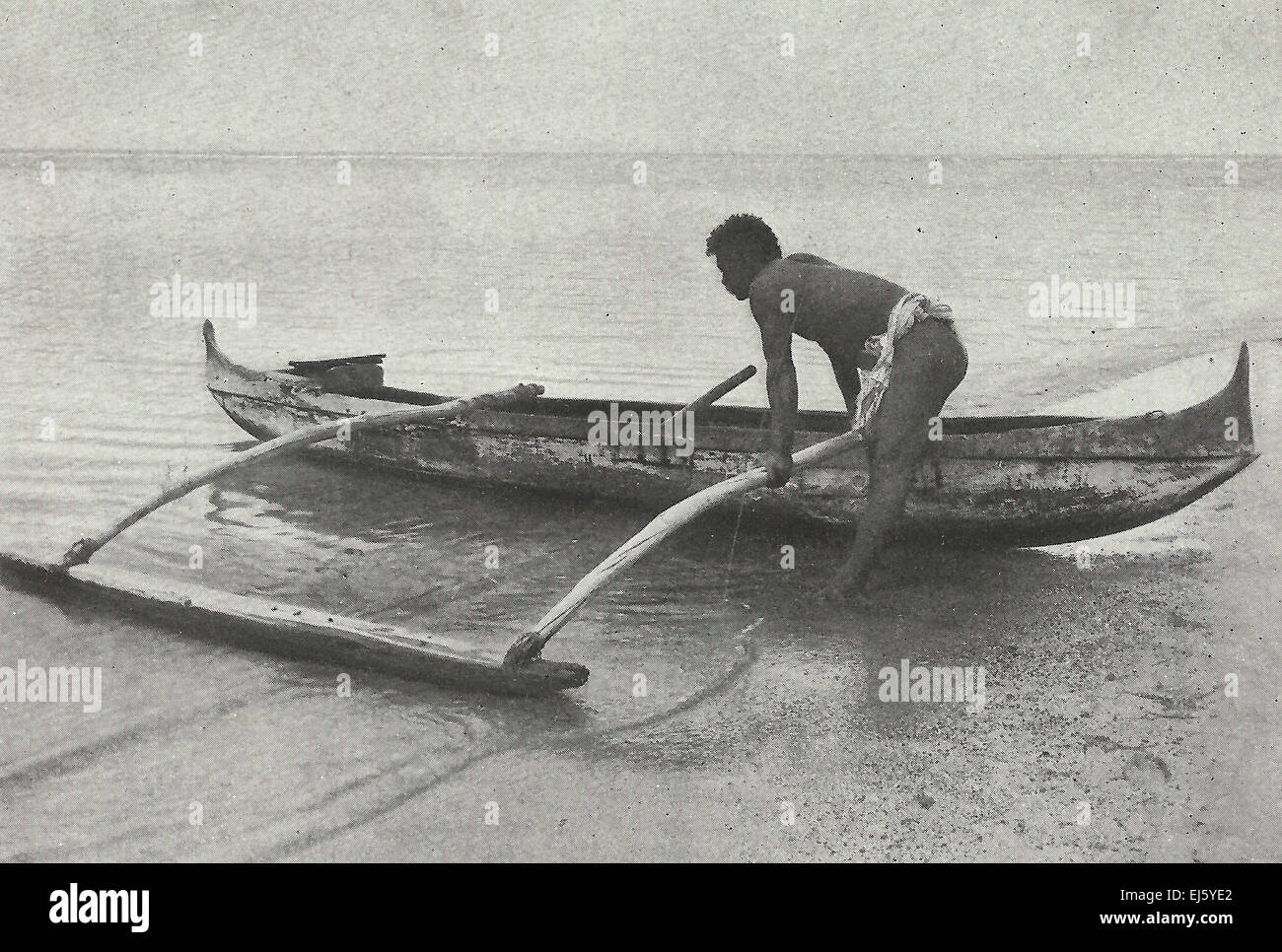 The native outrigger canoe - Hawaii - 1916 Stock Photo - Alamy