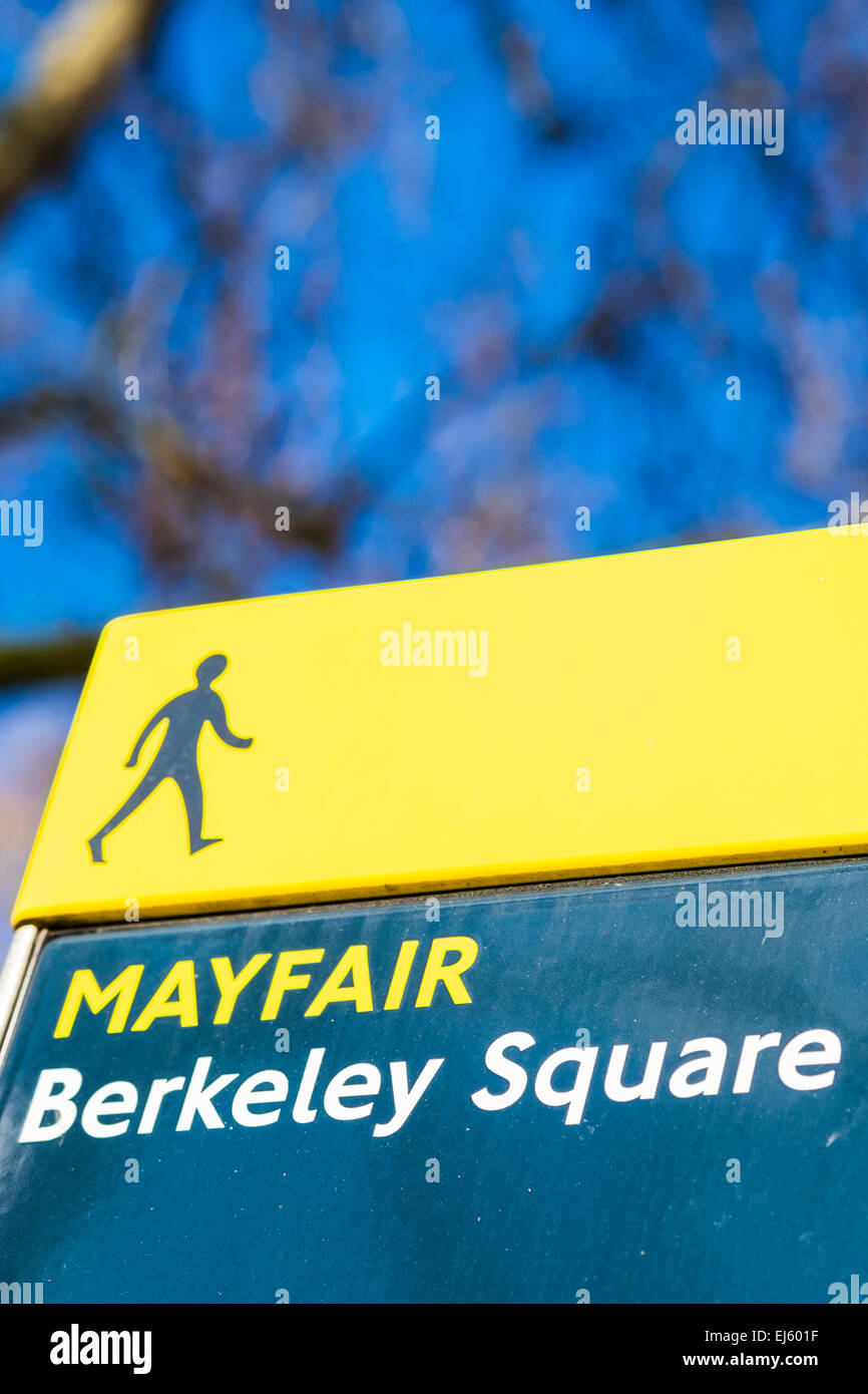 Berkeley Square Mayfair sign - London Stock Photo - Alamy