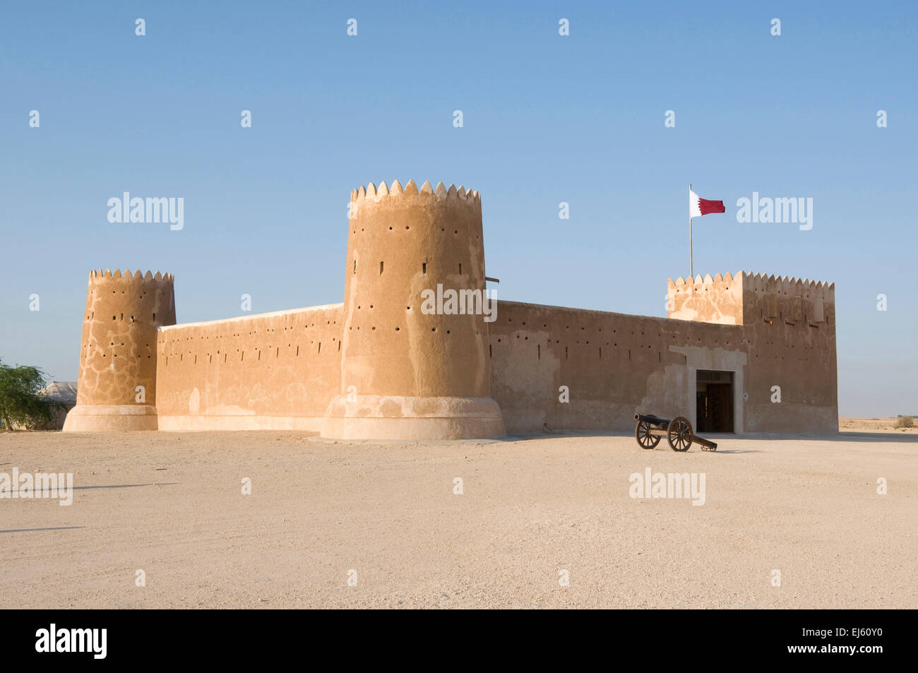 Zubara fort hi-res stock photography and images - Alamy