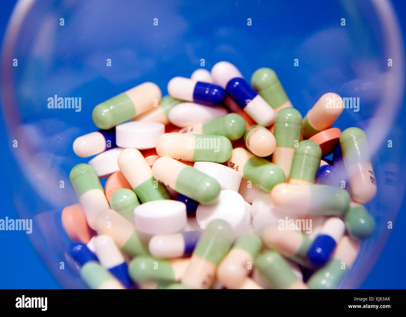 Medications hi-res stock photography and images - Alamy