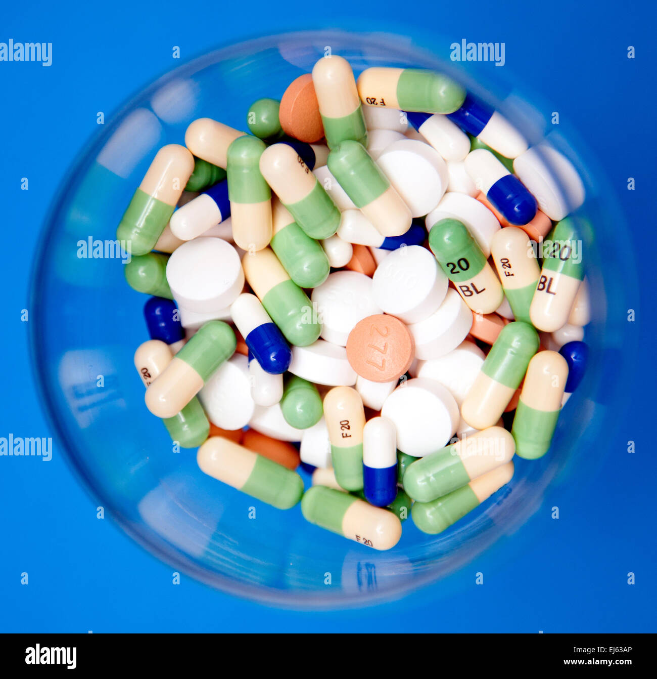 Nhs uk prescription drugs tablets capsules hi-res stock photography and ...