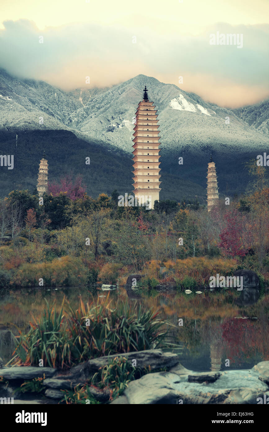 Ancient pagoda in Dali old town with snow capped Mt Cangshan, Yunnan ...
