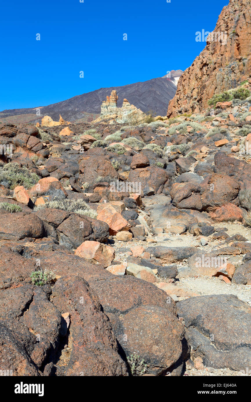 Rock formations in Parque Nacional del Teide, in the back Pico del ...