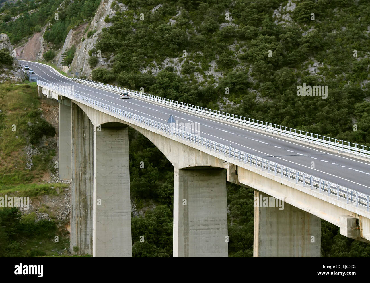 Viaduct highway hi-res stock photography and images - Alamy