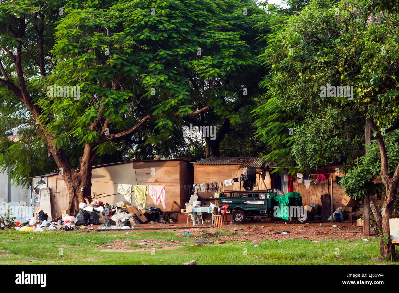 Paraguay poverty hi-res stock photography and images - Alamy