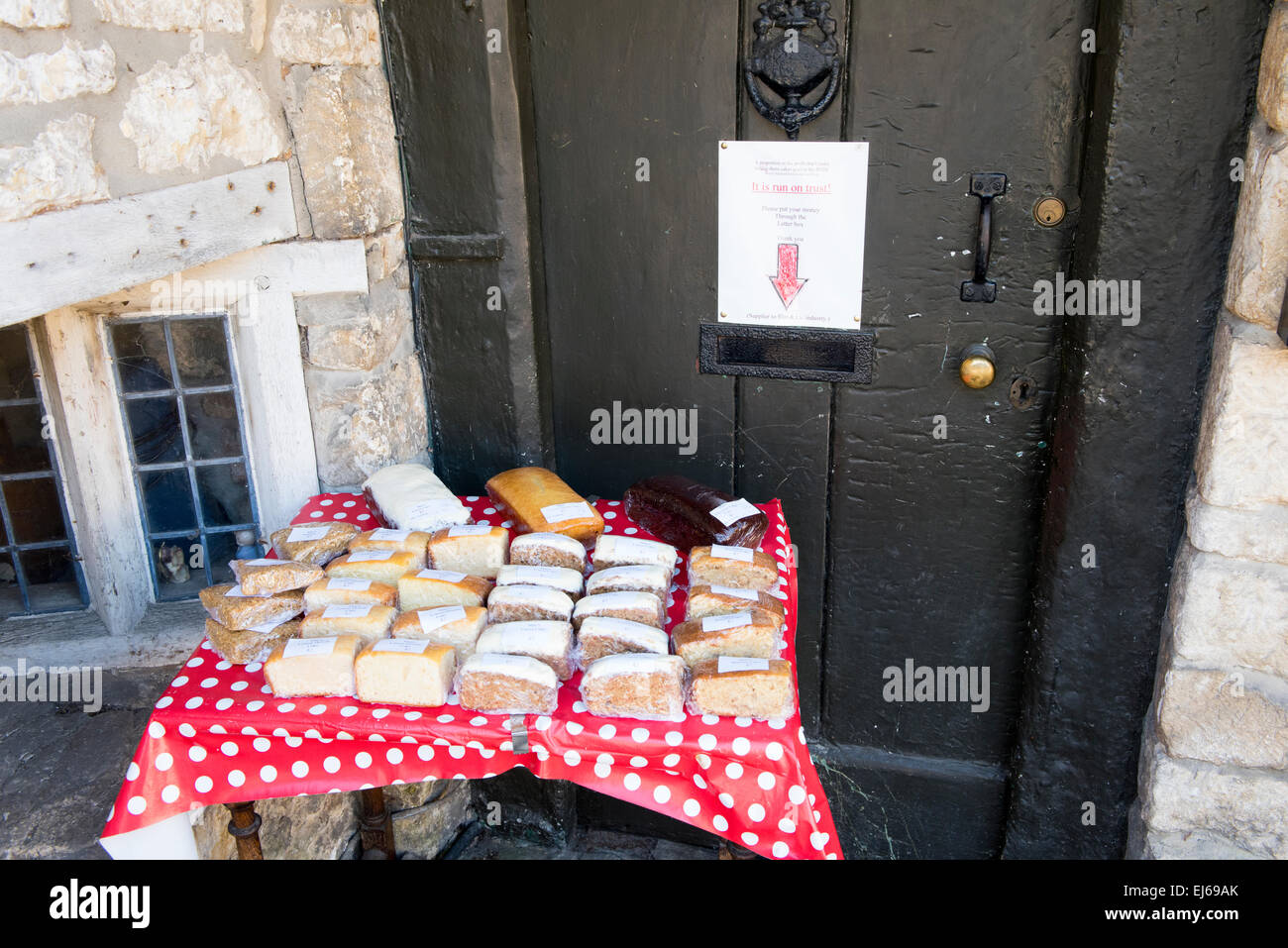 Castle Combe cakes Stock Photo - Alamy