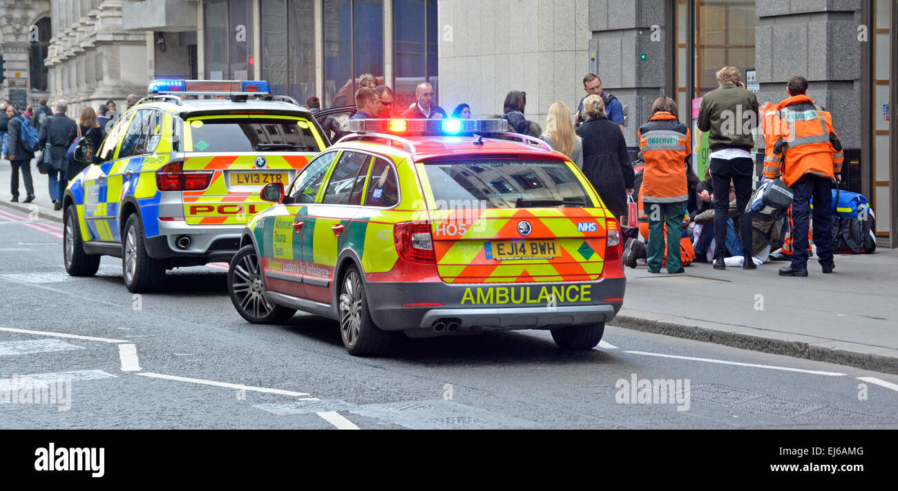 Uk Paramedics High Resolution Stock Photography and Images - Alamy
