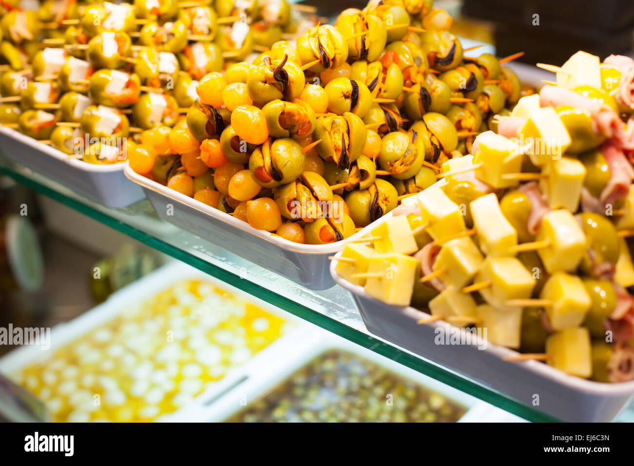 Typical spanish food market Stock Photo - Alamy