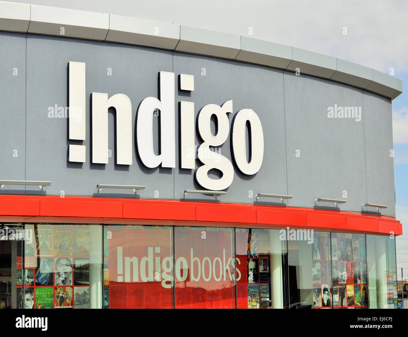 Indigo books reading hi-res stock photography and images - Alamy