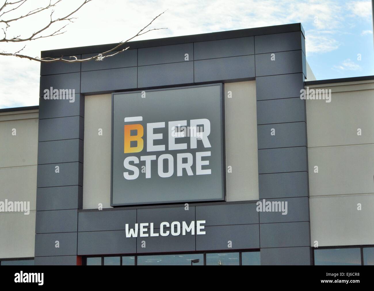 Beer store hi-res stock photography and images - Alamy