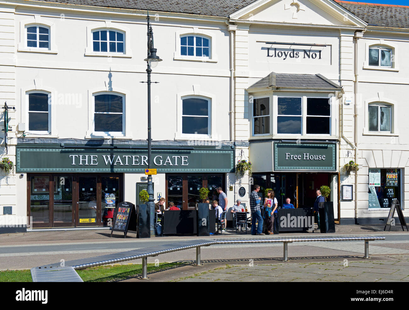 The Watergate - a Wetherspoon pub - in Barnstaple, Devon, England UK ...