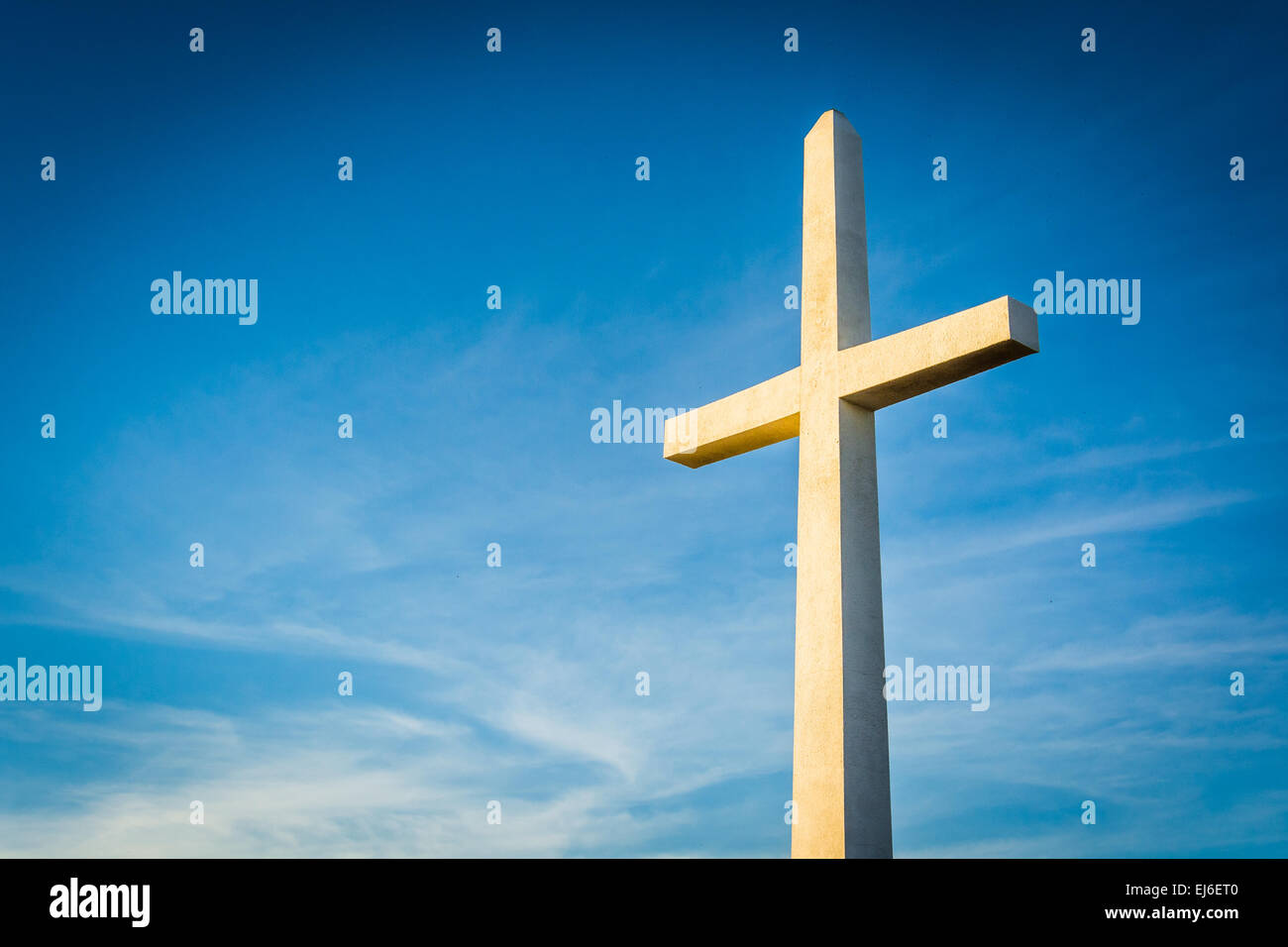 Cross at Mount Rubidoux Park, in Riverside, California Stock Photo - Alamy