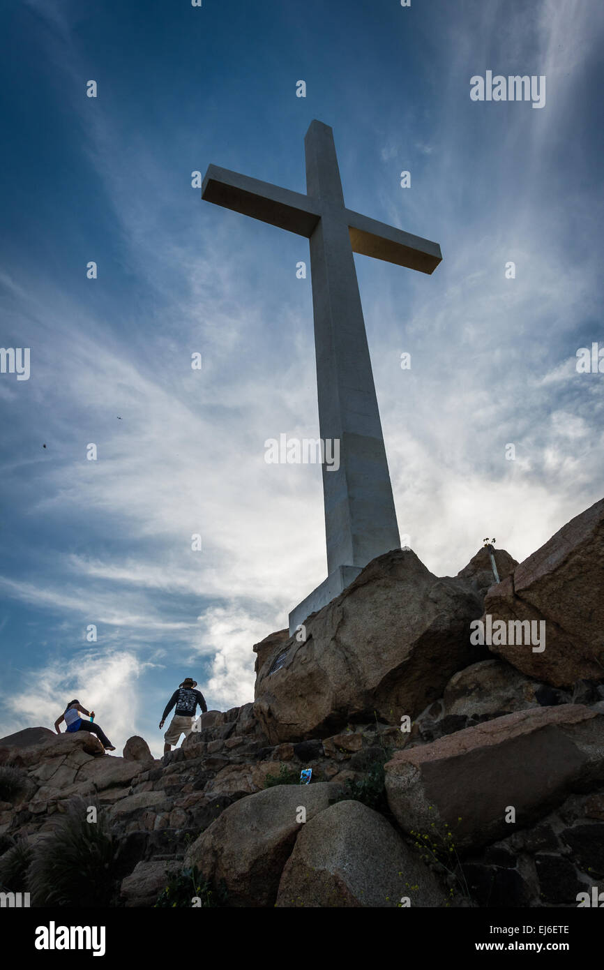 Cross and rocks at Mount Rubidoux Park, in Riverside, California Stock ...