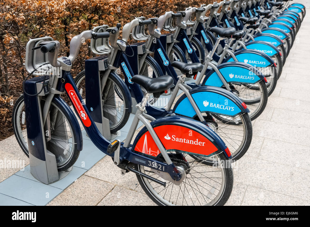 Cycle Hire docking station in Canary Wharf London England United ...