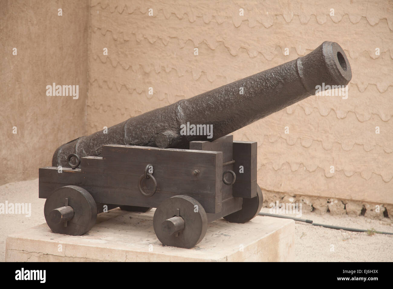 Cannon from Fort Al Fahidi, Dubai Stock Photo - Alamy