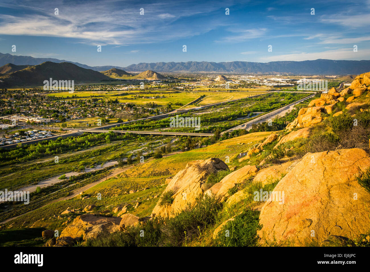 Evening view of distant mountains and valleys from Mount Rubidoux Park ...