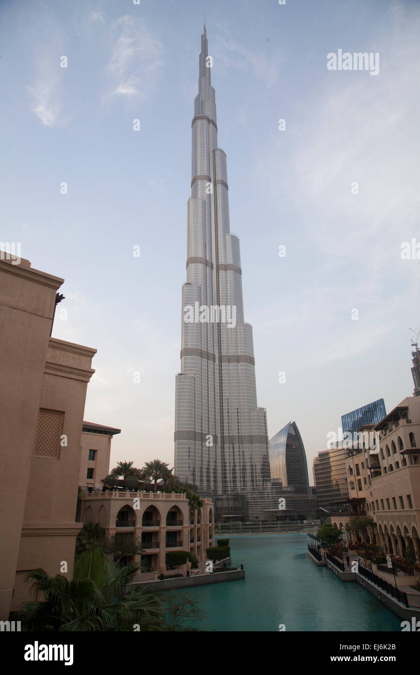 Burj khalifa caliph tower hi-res stock photography and images - Alamy