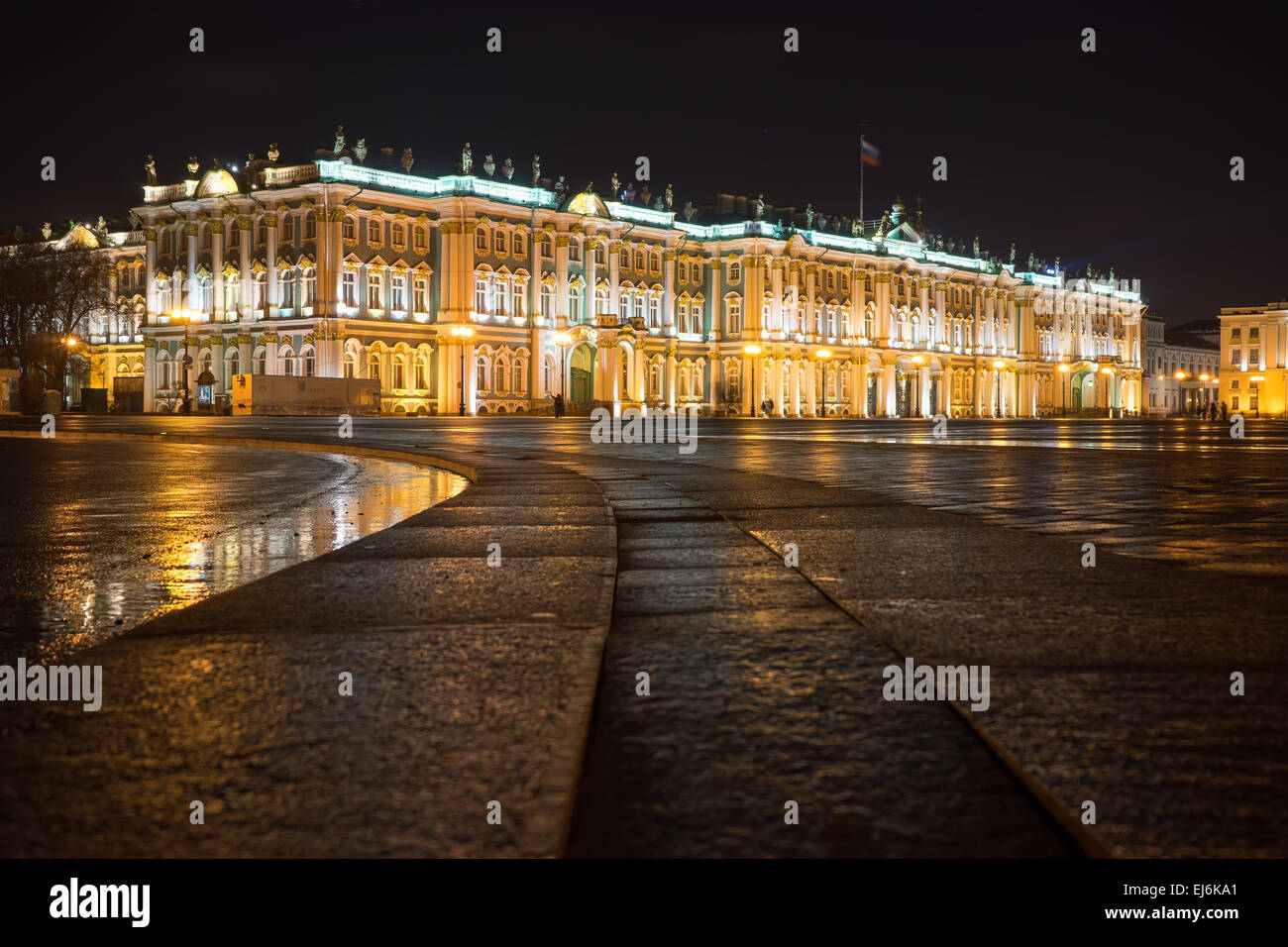 Building winter palace alexander hi-res stock photography and images ...